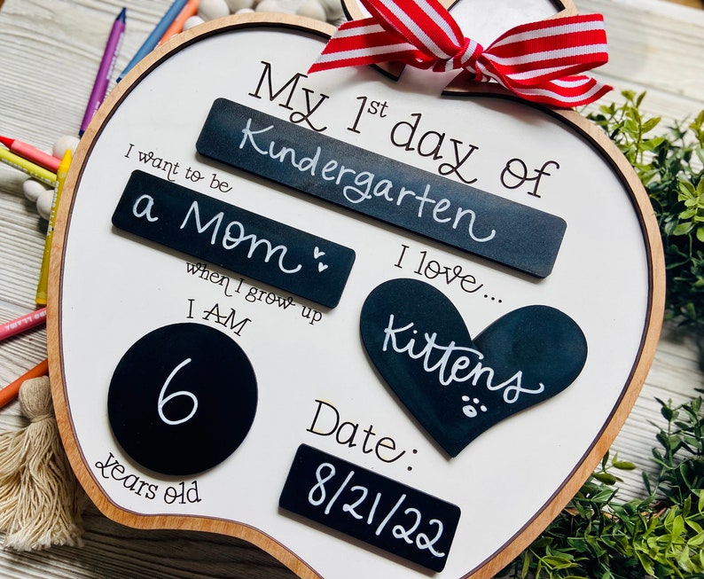 First Day of School Chalkboard Sign/school Milestone Sign - Etsy