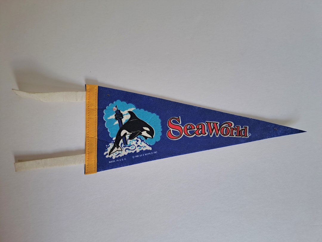 1980s Sea World Orlando, Florida Vacation Gift Shop Souvenir Pennant ...
