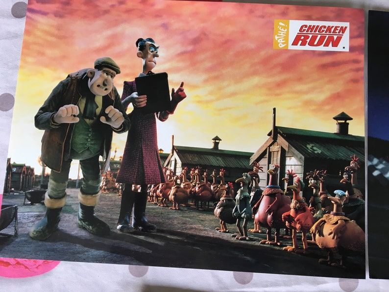 Chicken RUN Pathé (7) Advertising Posters Photographs Cinema-animated ...