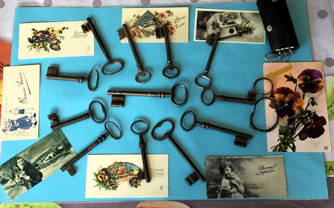 12 Antique Wrought Iron Door Keys, 19th Century,castle-church Style+8 ...