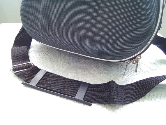 Hard Body Case - Single Handle + Shoulder Strap - Tra… - Gem