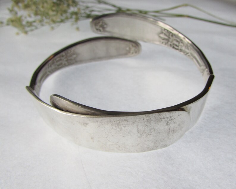 Silverware Cuff. Made from two antique silver plate knives. | Etsy