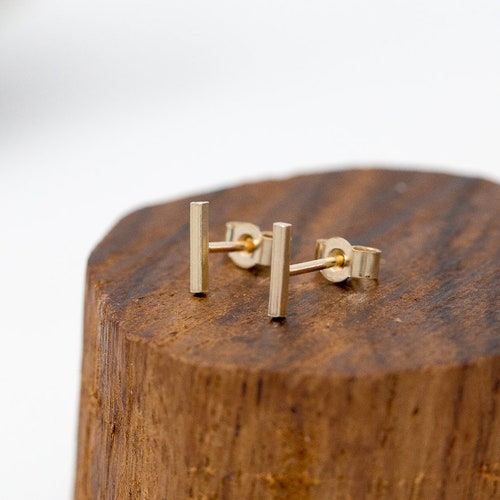 14k Solid Gold Bar Stud Earrings - Etsy
