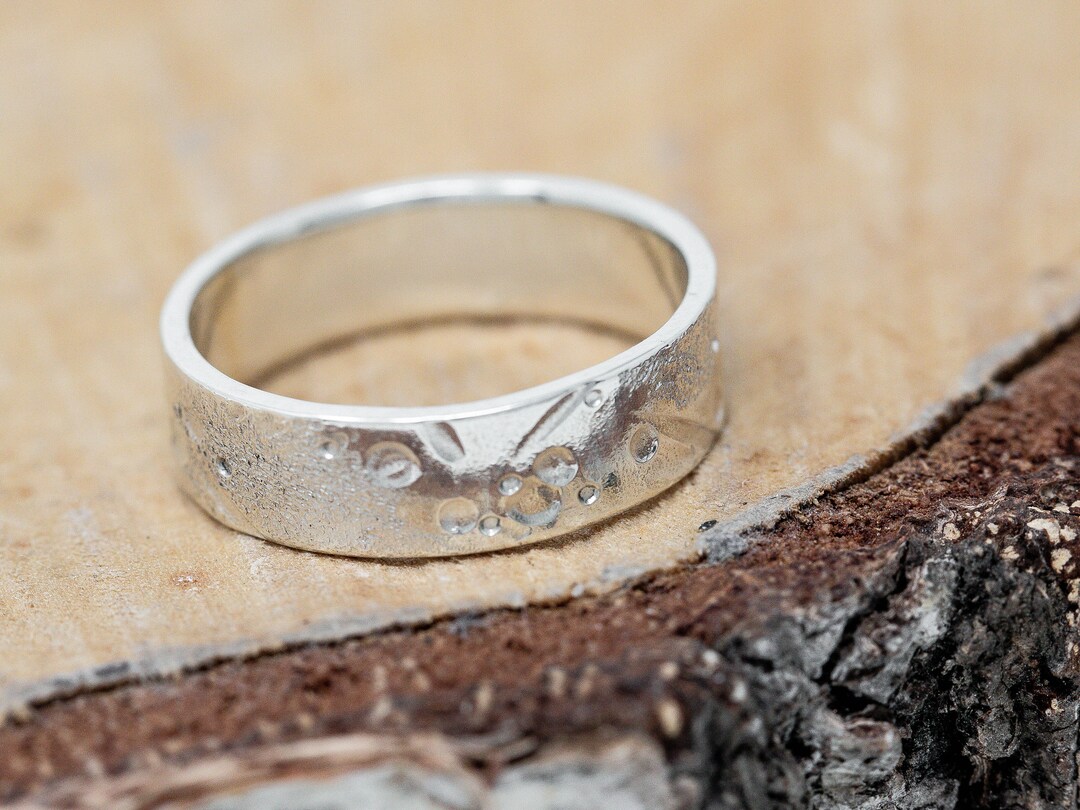 Amor Aeternus Ring, 9ct White Gold, 6mm Wide, Celestial Inpired ...