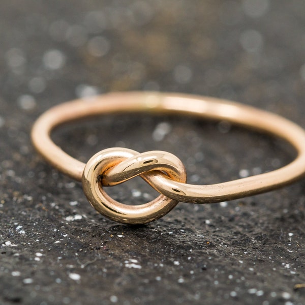 Infinity Knot Ring - Etsy
