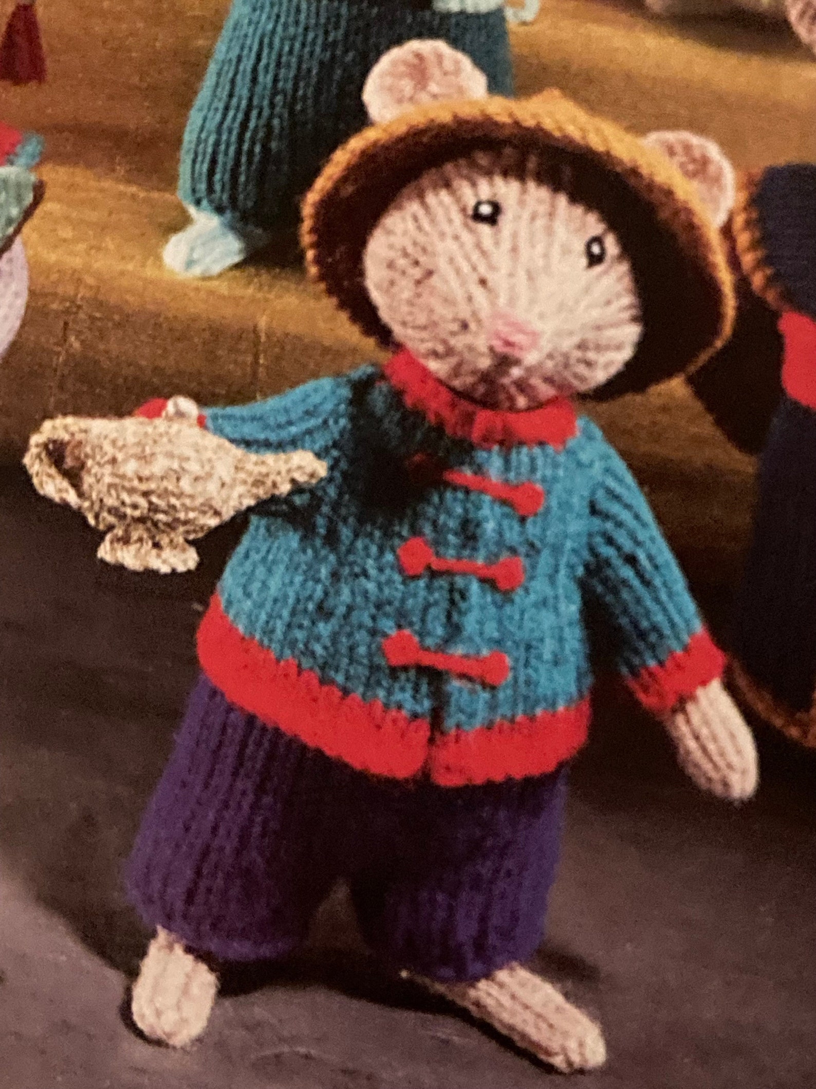Aladdin Toy Knitting Pattern Alan Dart Original Design Mice Pantomime ...