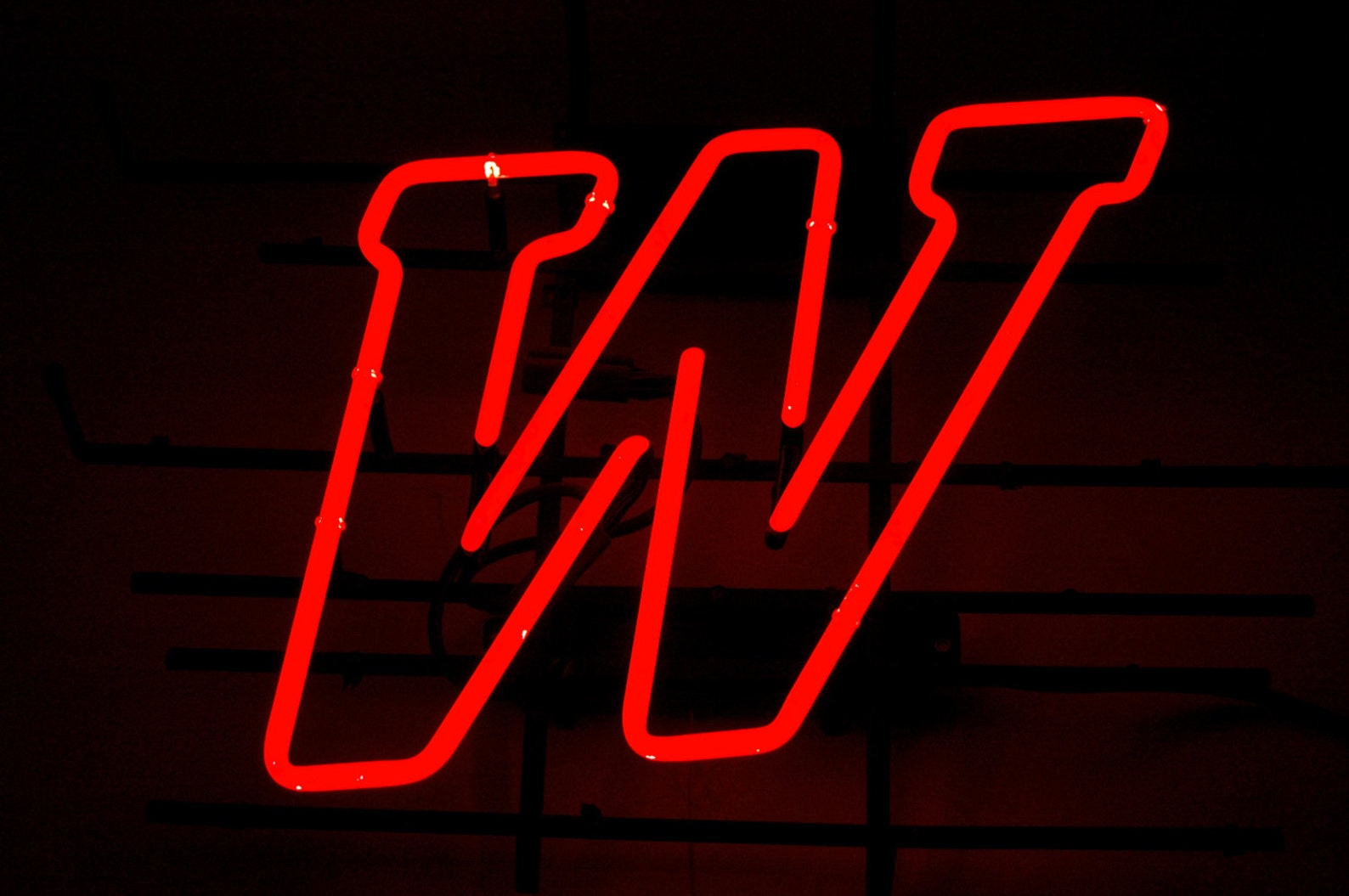 Vintage Red Letter W Neon Sign Man Cave Bar Wisconsin Winston - Etsy
