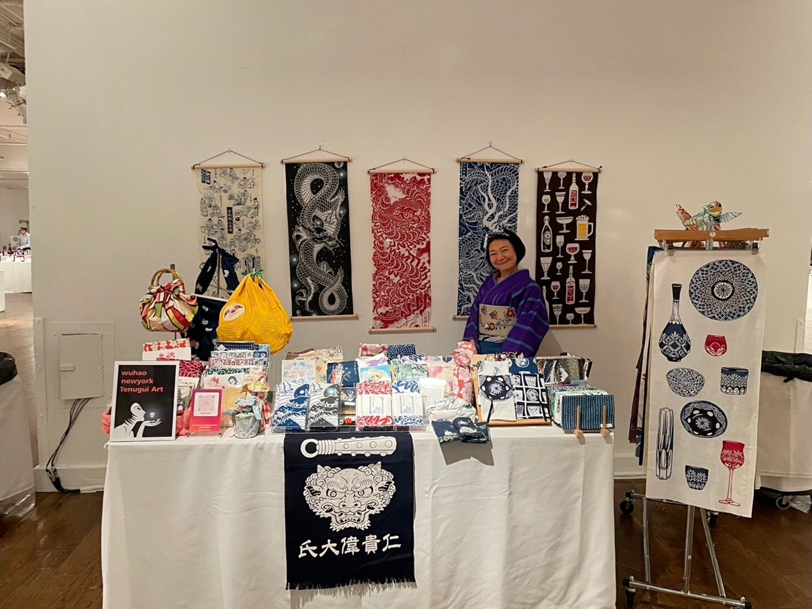 Japanese Hinoki Wood Tenugui Art Display Hanger for Wall Scrolls and ...