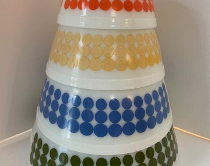 Vintage Pyrex Dots Mixing Bows, Complete 4 Piece Set, Green Dot 404 ...