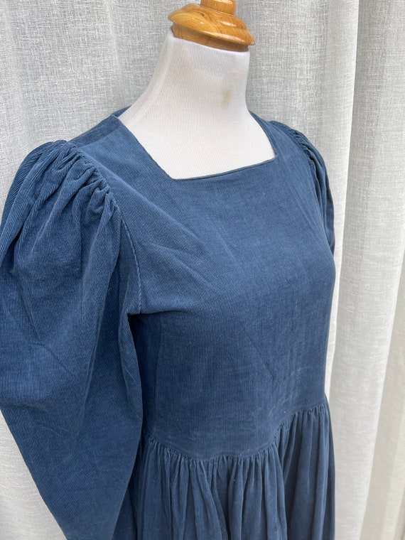 Romantic Laura Ashley 1980s Prairie Style Corduroy lo… - Gem