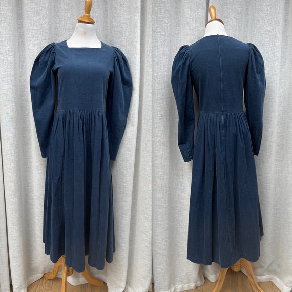 Romantic Laura Ashley 1980s Prairie Style Corduroy lo… - Gem