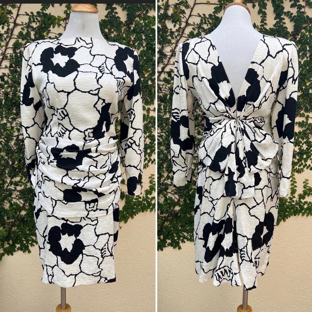 ADOLFO New York 1990's Textured Silk Black and White Abstract Floral ...