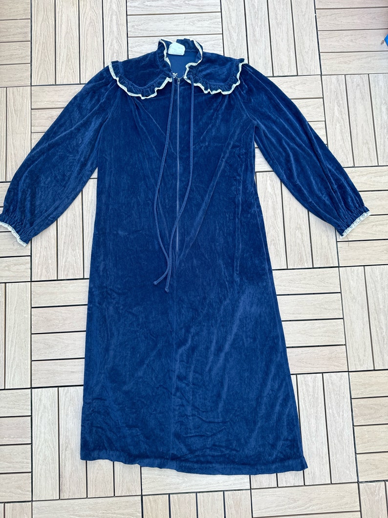 Michele of Miami Victorian Style Royal Blue Velvet Robe/nightgown - Etsy