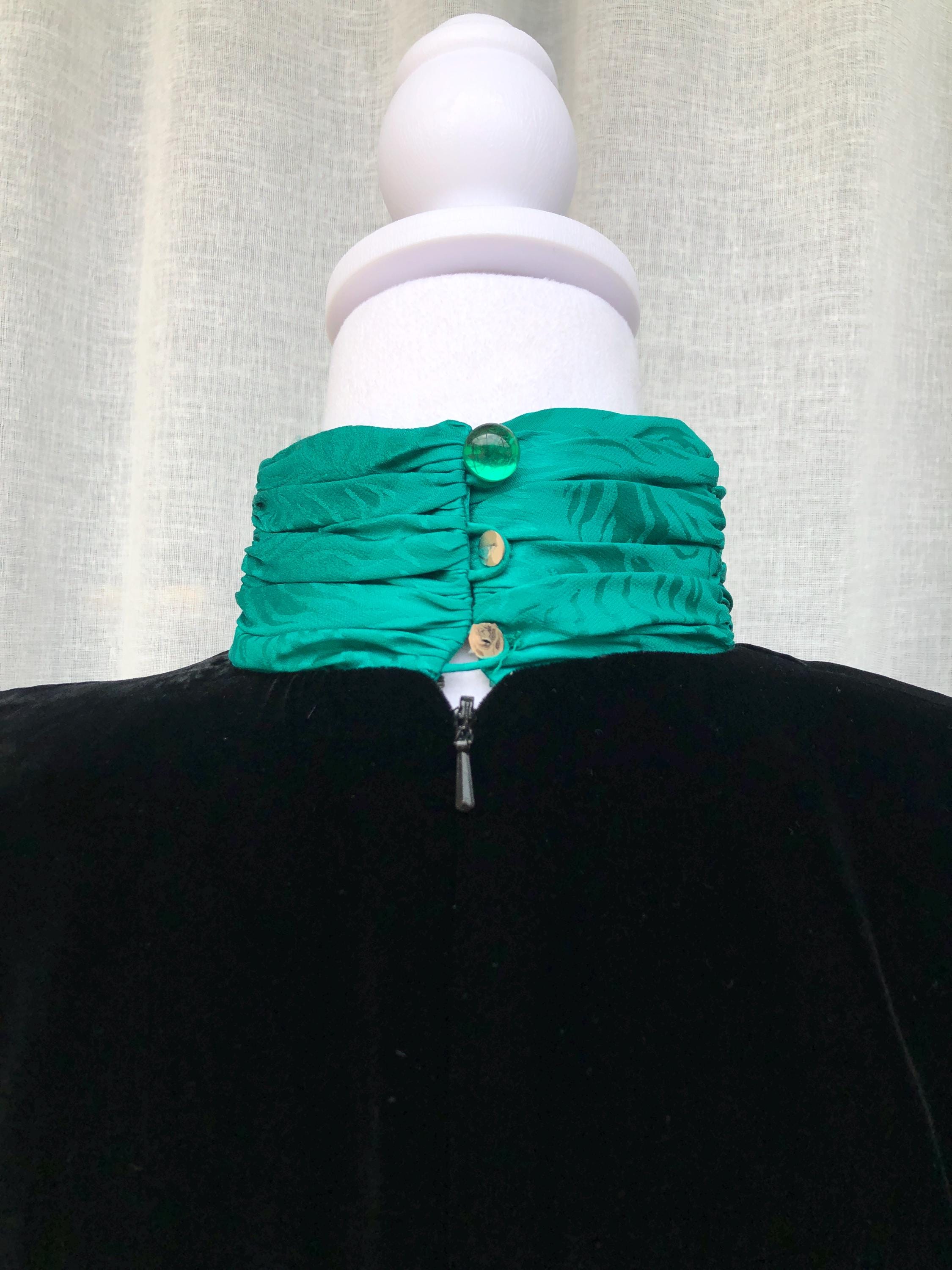 SILKS by St. Gillian Black Velvet Dress With Turquoise Green Brocade ...