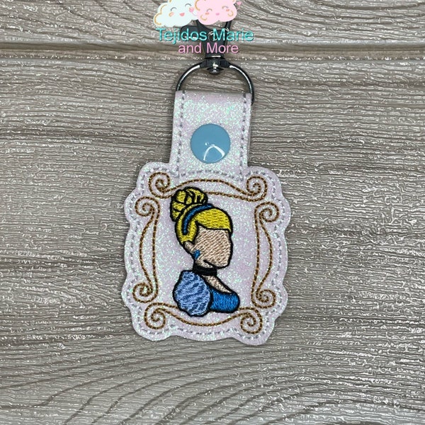 Cinderella Key Chain - Etsy