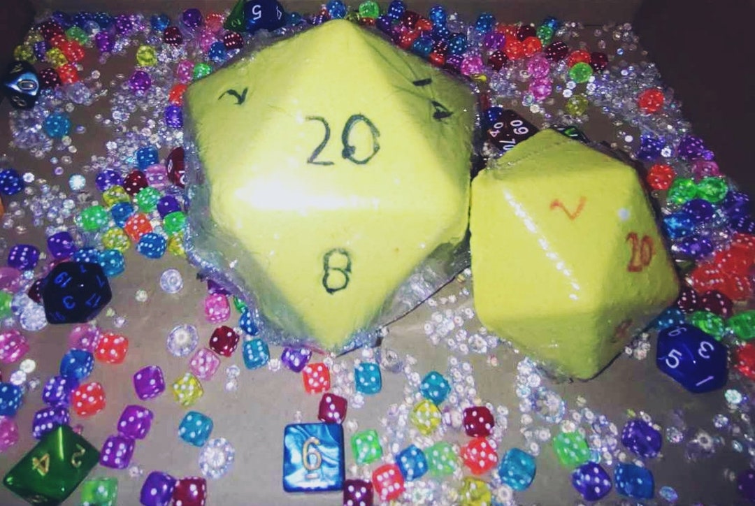 D20 Dice Bath Bomb: DND Nerdy Gift, Vegan Friendly - Etsy