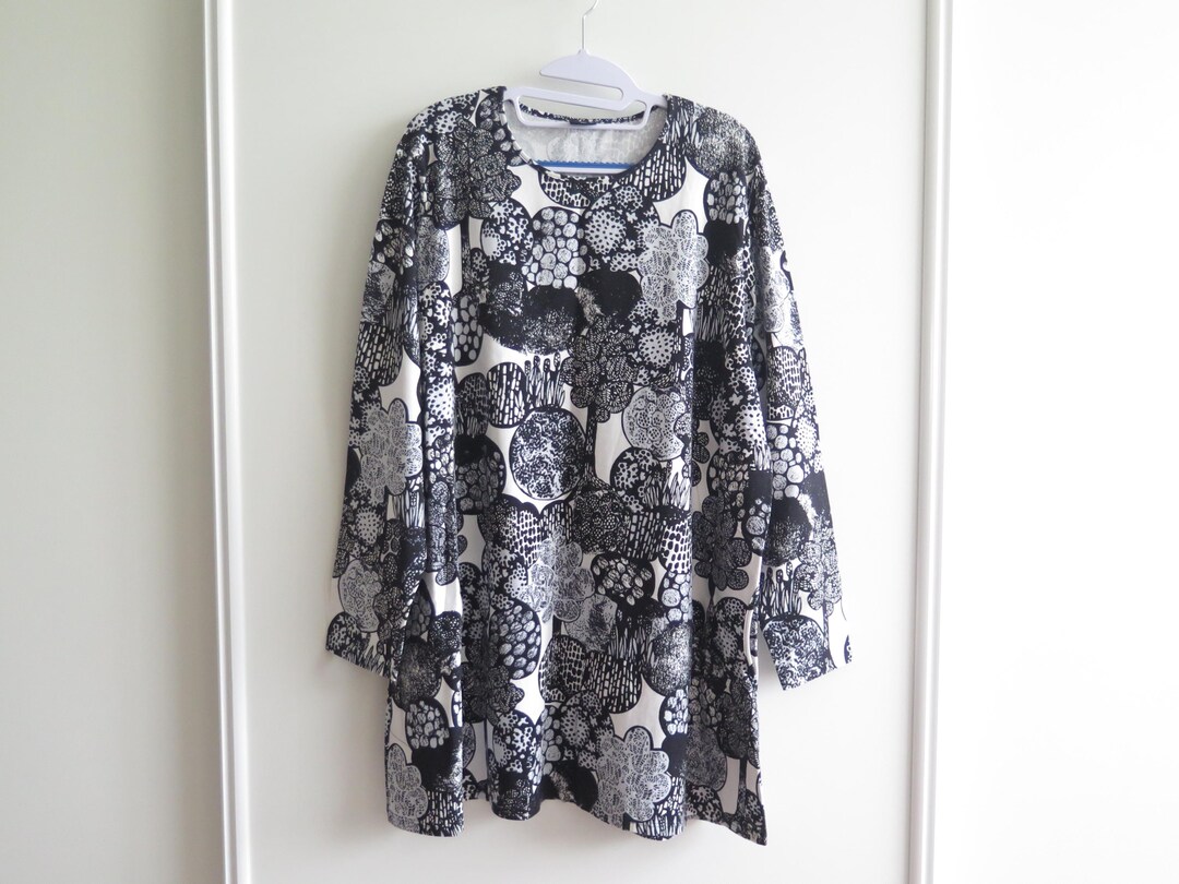 Women's Tunic by Nanso, Long Sleeves, Size XXL, 2 Pockets, Black White ...