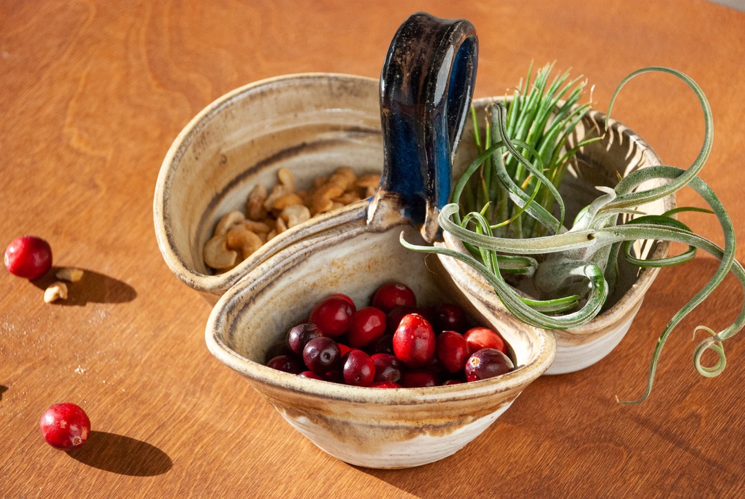 Drippy Brown & Beige Conjoined Snack Bowl Trio With Dark Blue Handle ...