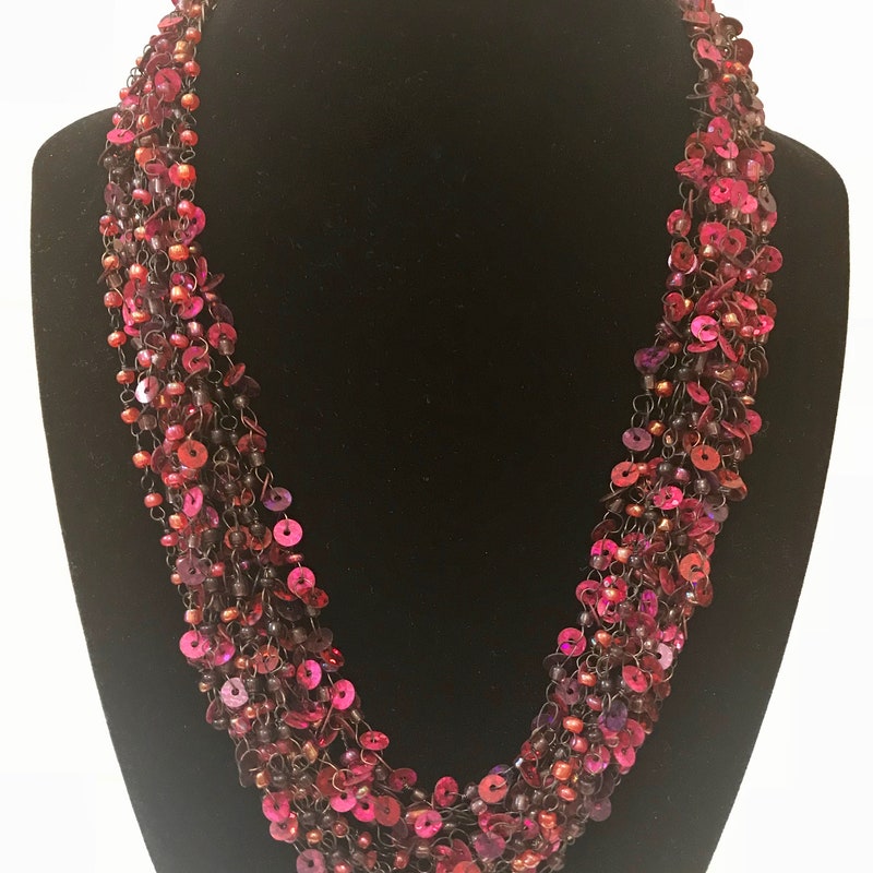 Magenta Necklace - Etsy