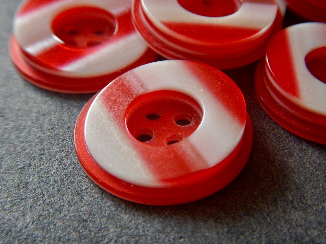 I'm French Vintage Léa Stein Buttons Very Rare Find - Lea Stein Buttons ...
