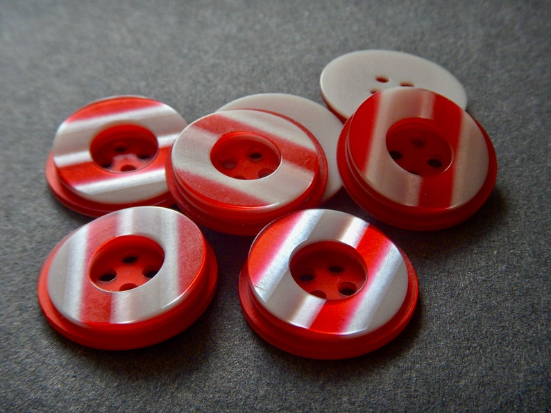 I'm French Vintage Léa Stein Buttons Very Rare Find - Lea Stein Buttons ...