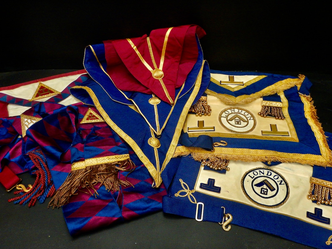 Vintage London Masonic Regalia - Aprons, Collars and Sashes - English ...