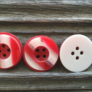 I'm French Vintage Léa Stein Buttons Very Rare Find - Lea Stein Buttons ...
