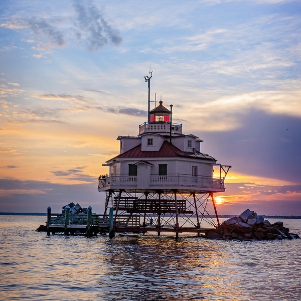 Thomas Point - Etsy