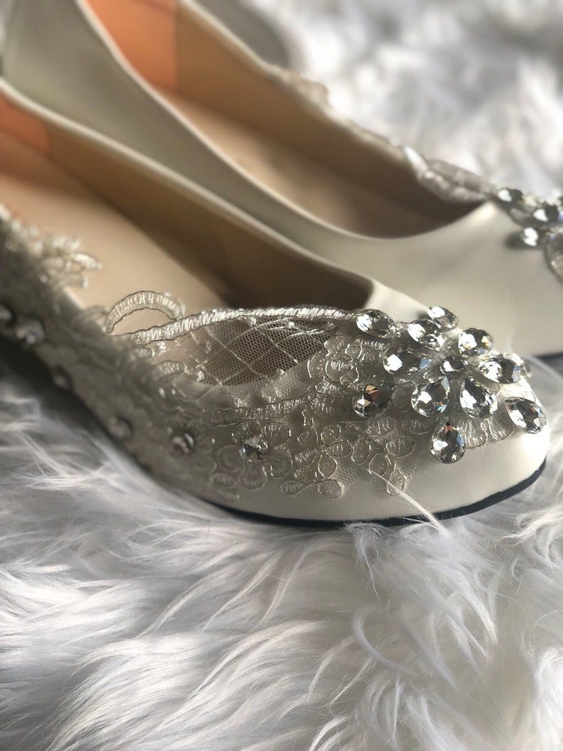 Bridal shoes Wedding shoes crystals shoes low heel shoes | Etsy
