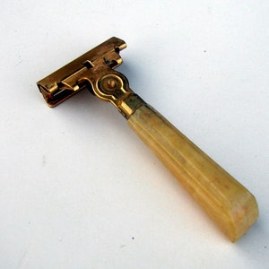 Vintage 1940s Eversharp Schick Injector Razor With Art Deco Bakelite ...