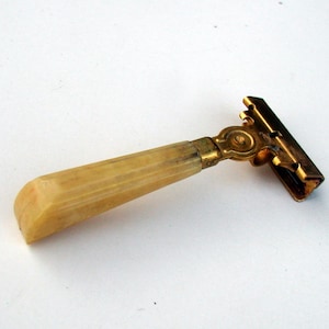 Vintage 1940s Eversharp Schick Injector Razor With Art Deco Bakelite ...