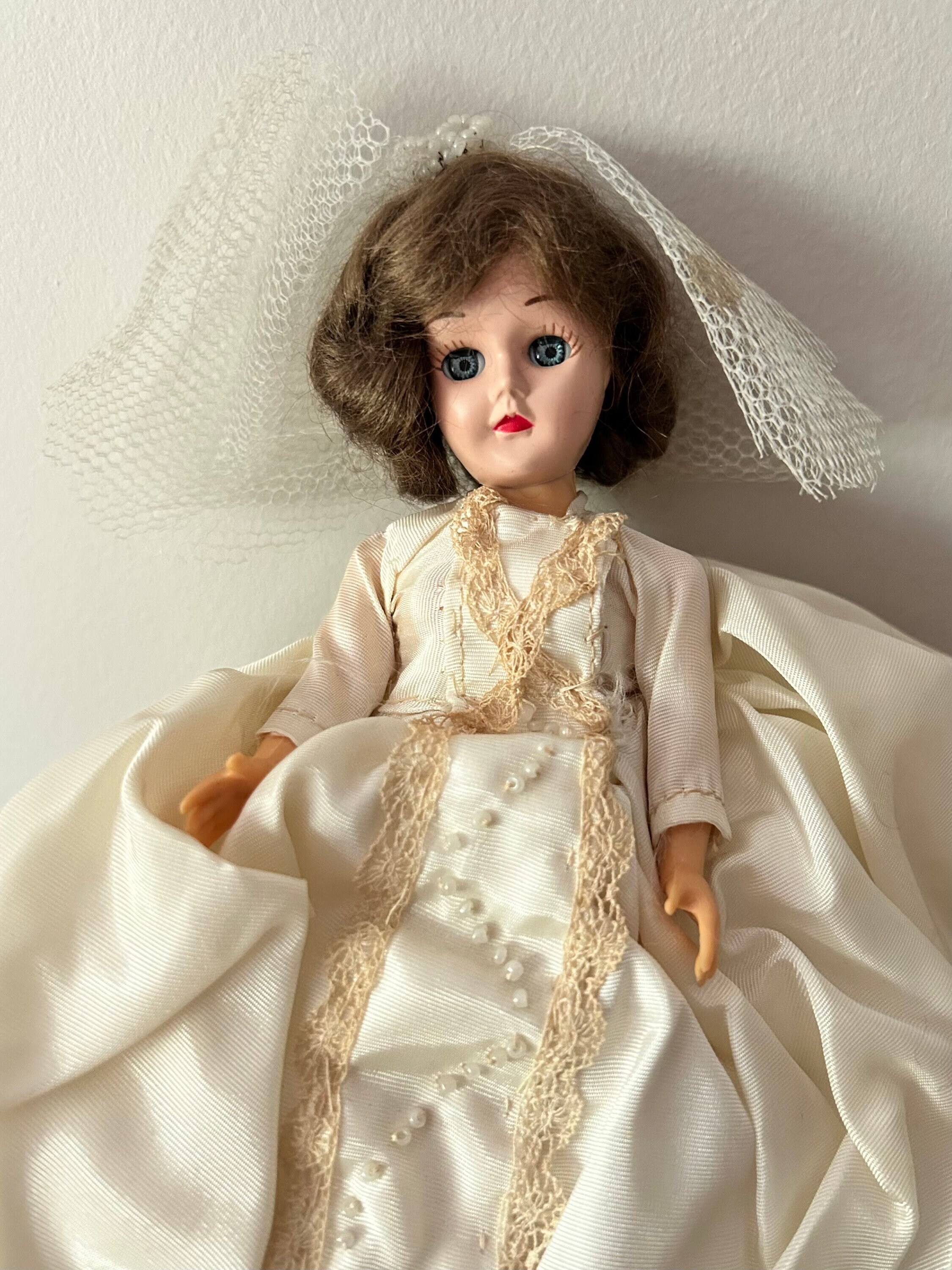 Mid-century 8" Doll, Sleep Eyes, Neck Swivels, Arms Move, Stationary ...