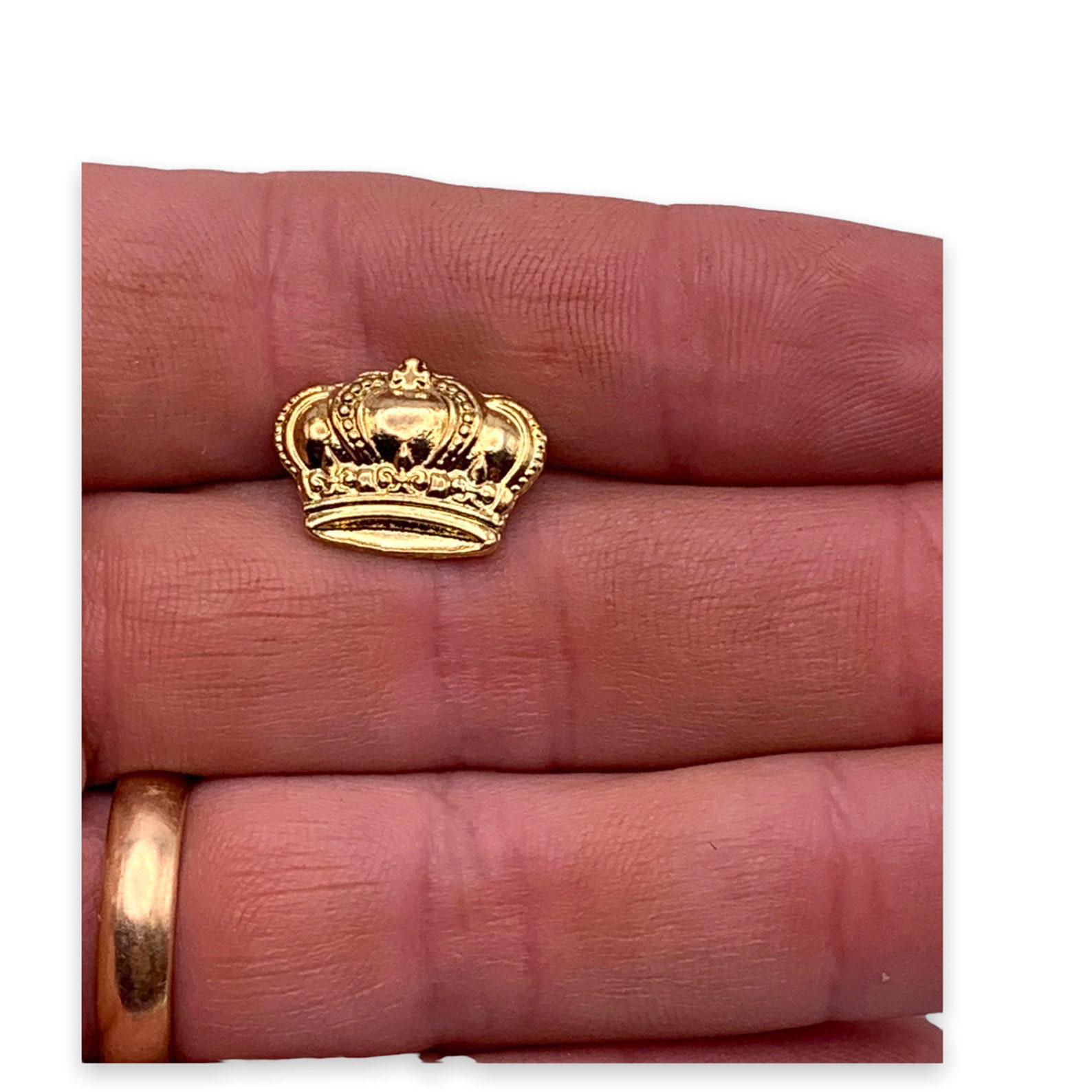 B10 Crown Lapel Pin - Etsy