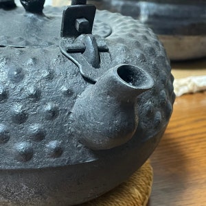 Tetsubin, Nanbu Tetsubin, Japanese Tetsubin, Tetsubin Teapot, Cast Iron ...