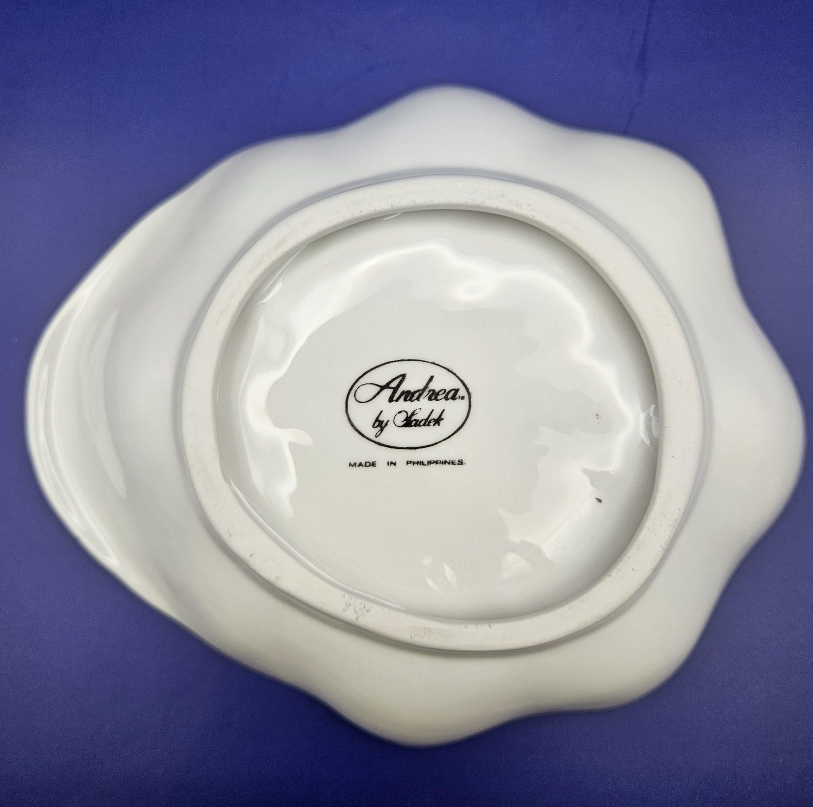 Andrea by Sadek Porcelain Shell Dish Detailed With Gold - Etsy
