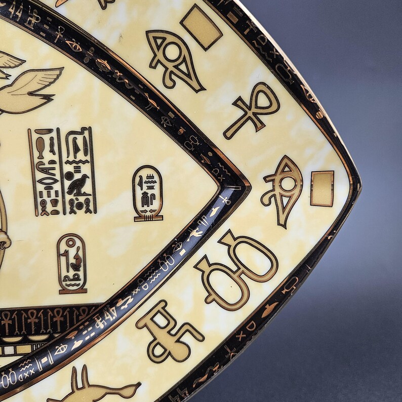Vintage Fathi Mahmoud Platter Covered in Egyptian Hieroglyphics - Etsy