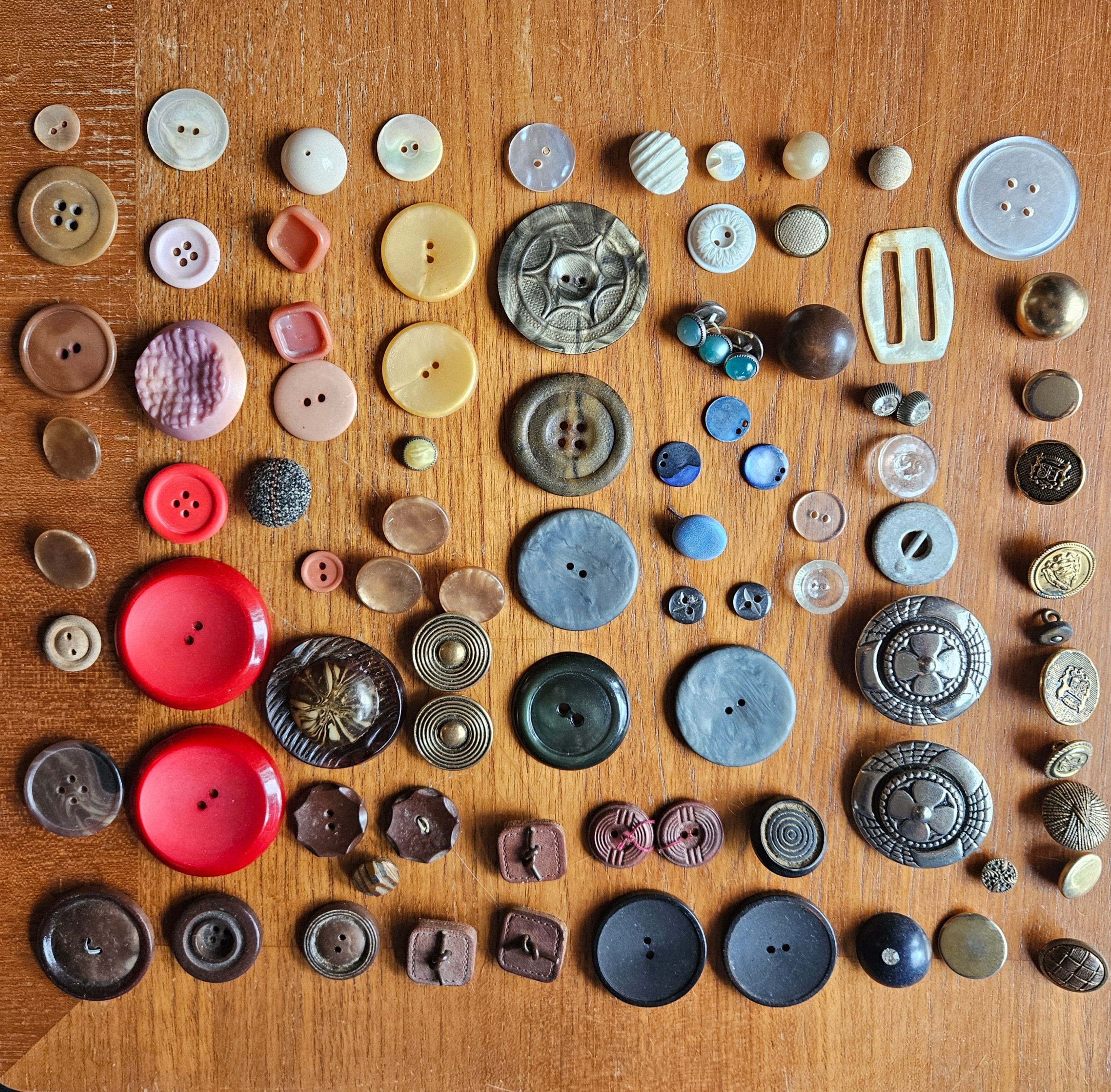 Vintage Buttons - Assorted Colors and Sizes - Crafting Supplies - 1/2 ...