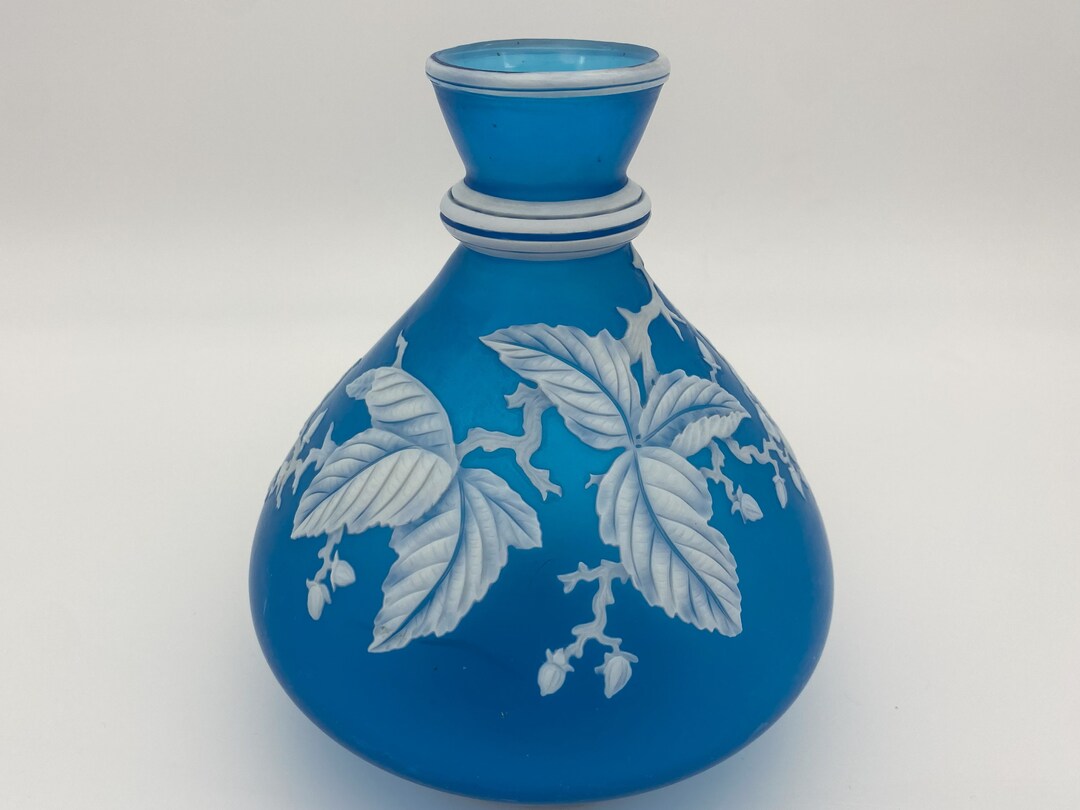 English Cameo Glass Vase Unsigned - Etsy