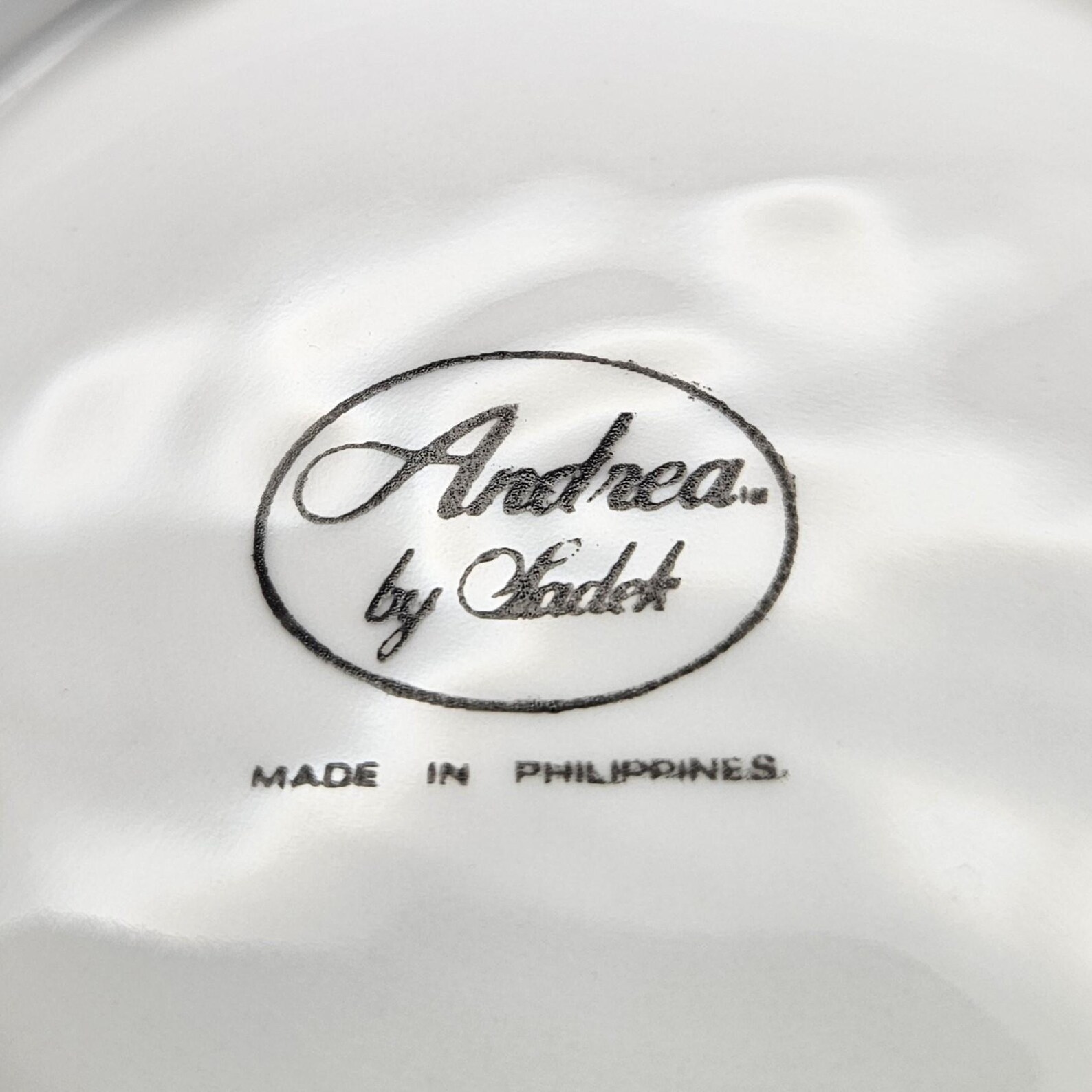Andrea by Sadek Porcelain Shell Dish Detailed With Gold - Etsy