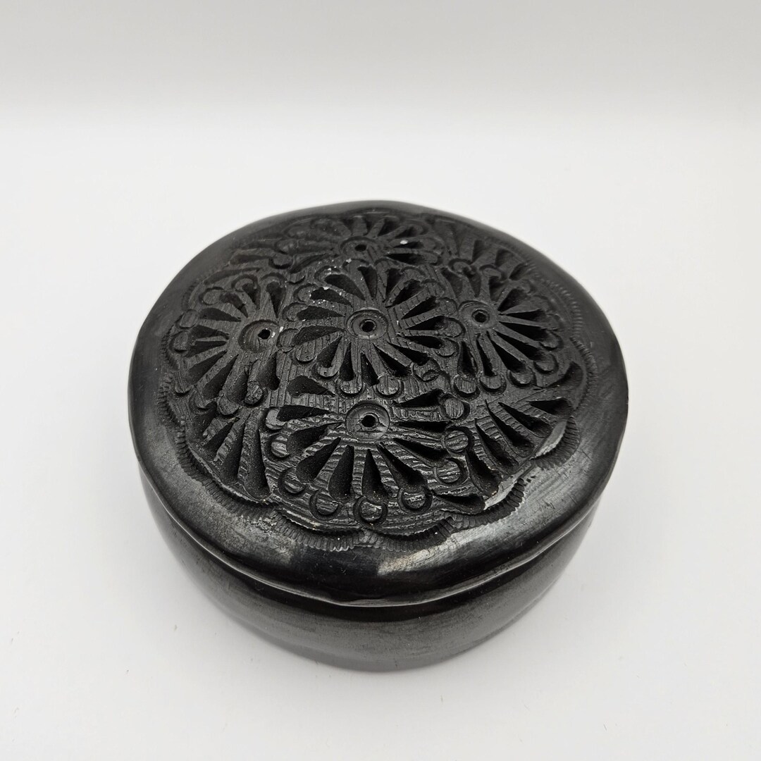 Round Barro Negro Box Made in Mexico Carved and Pierced Floral ...