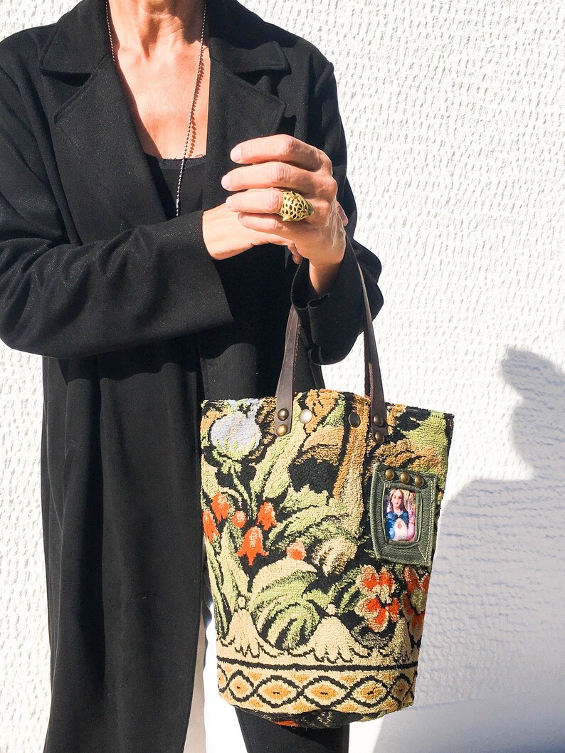 Small Bucket Style Tote Bag Upcycled Vintage Tapestry/bucket Fabric ...