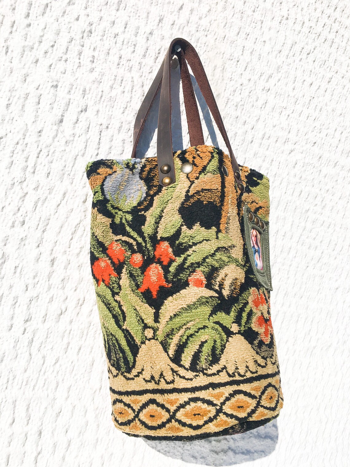 Small Bucket Style Tote Bag Upcycled Vintage Tapestry/bucket Fabric ...