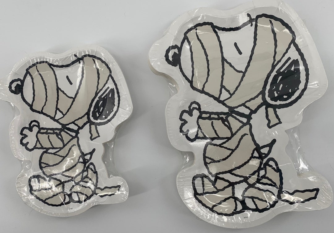Peanuts Snoopy the Mummy Paper Plates Set - Etsy