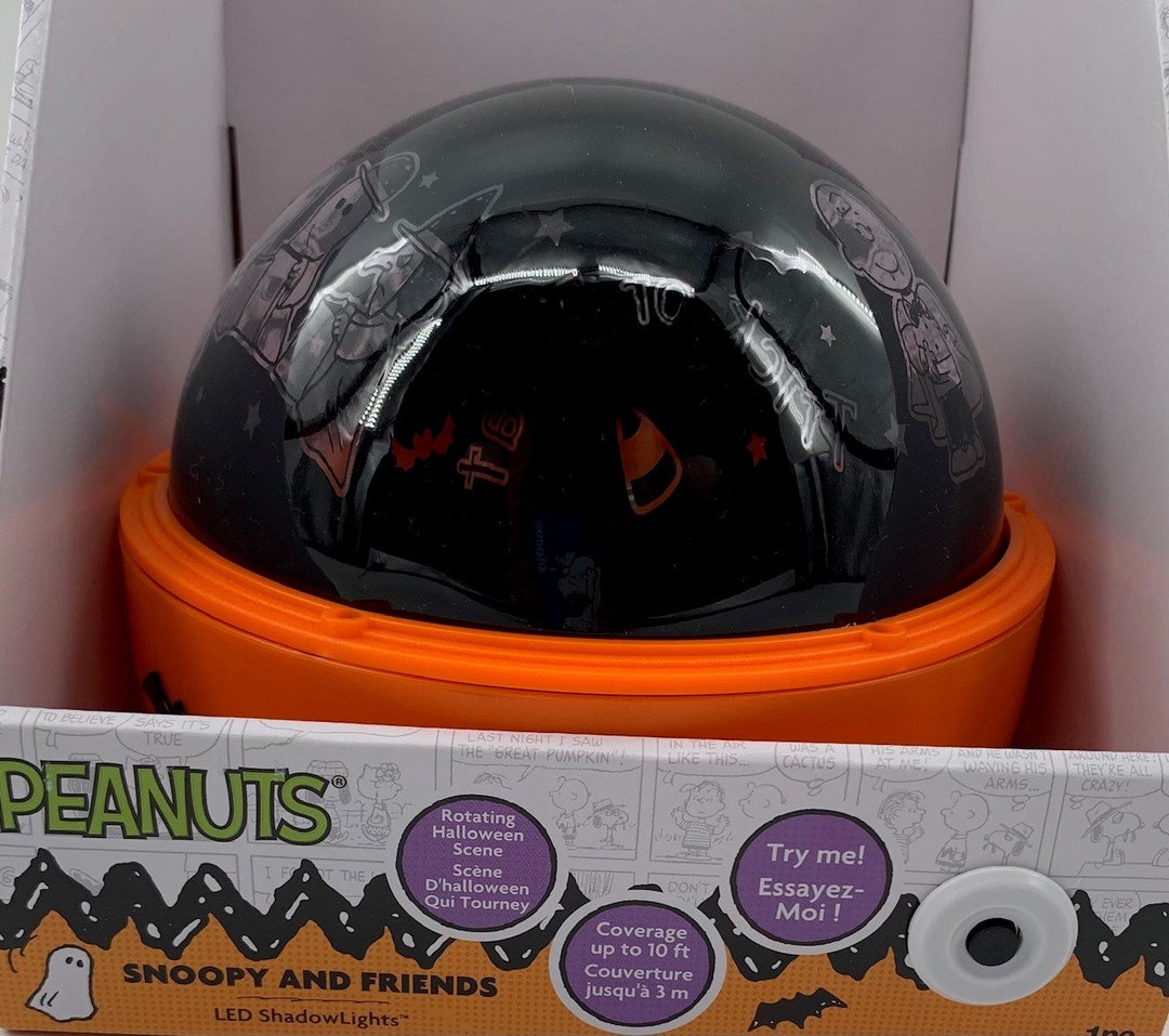 Peanuts - Snoopy and Friends LED Shadowlights - Etsy