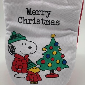 Peanuts - Snoopy Winter Mini Oven Mitts - Etsy