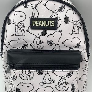 Peanuts - Snoopy Backpack - Etsy
