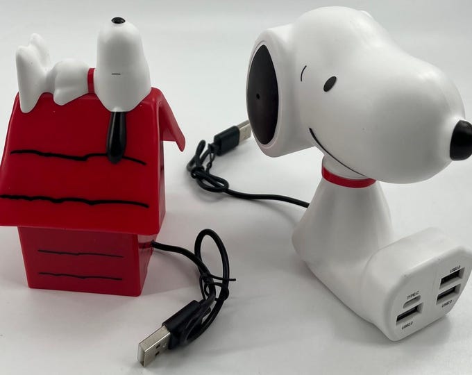 Peanuts - Snoopy 4 Port Charging Hub - 2 Designs - Etsy