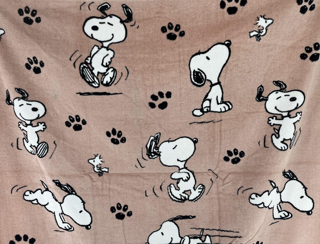 Peanuts - Snoopy and Woodstock Paw Prints Beach Towel - Etsy