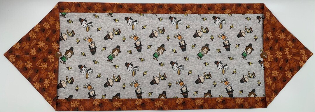 Peanuts Gang Ready for Thanksgiving Table Runner - Etsy