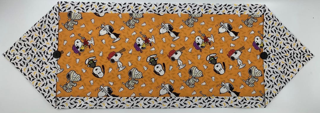 Peanuts - Snoopy Halloween Costumes Table Runner - Etsy